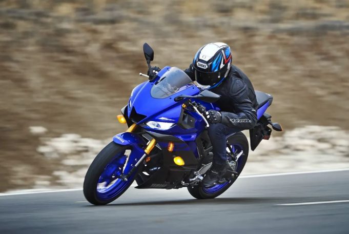 Will new Yamaha R3 beat Kawasaki Ninja 300? launch on 19th December ...